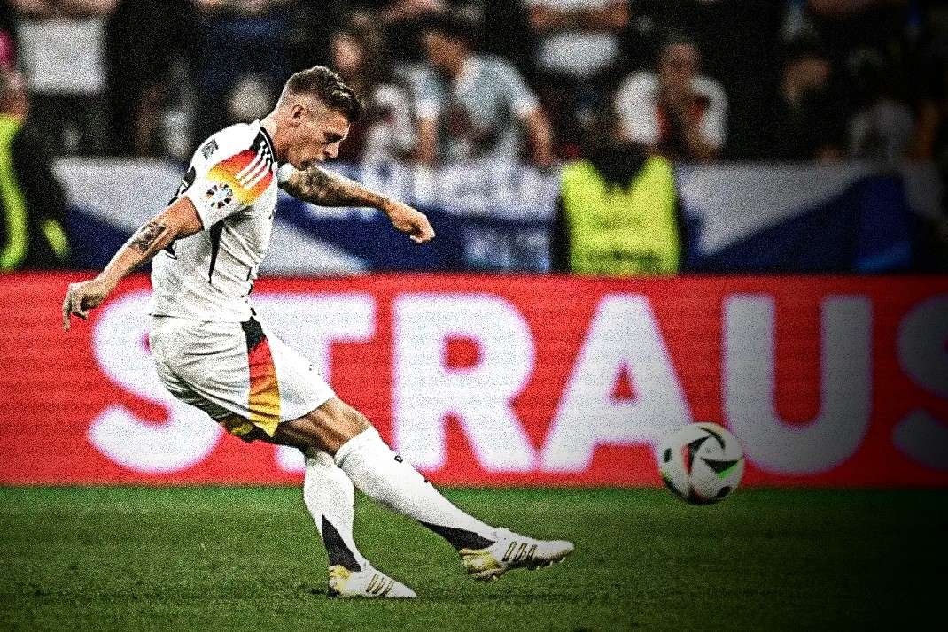 Every action that causes the ball to move results in a change in the ...