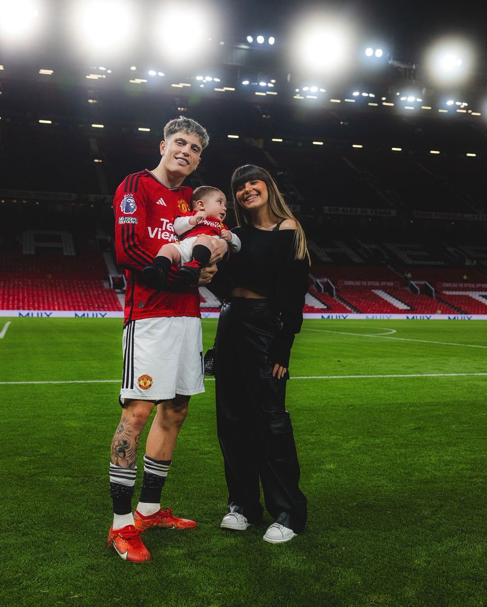 Wives and Partners of Manchester United Players ️ A THREAD 🧵 - Thread ...