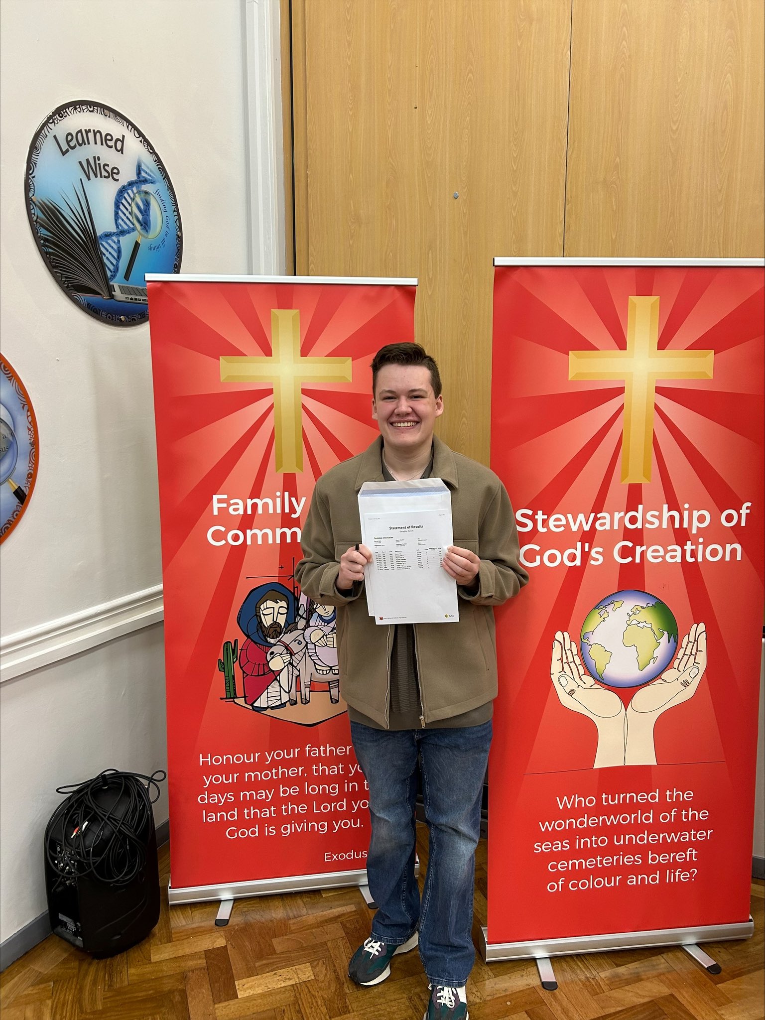 Stuart Bathurst Logo