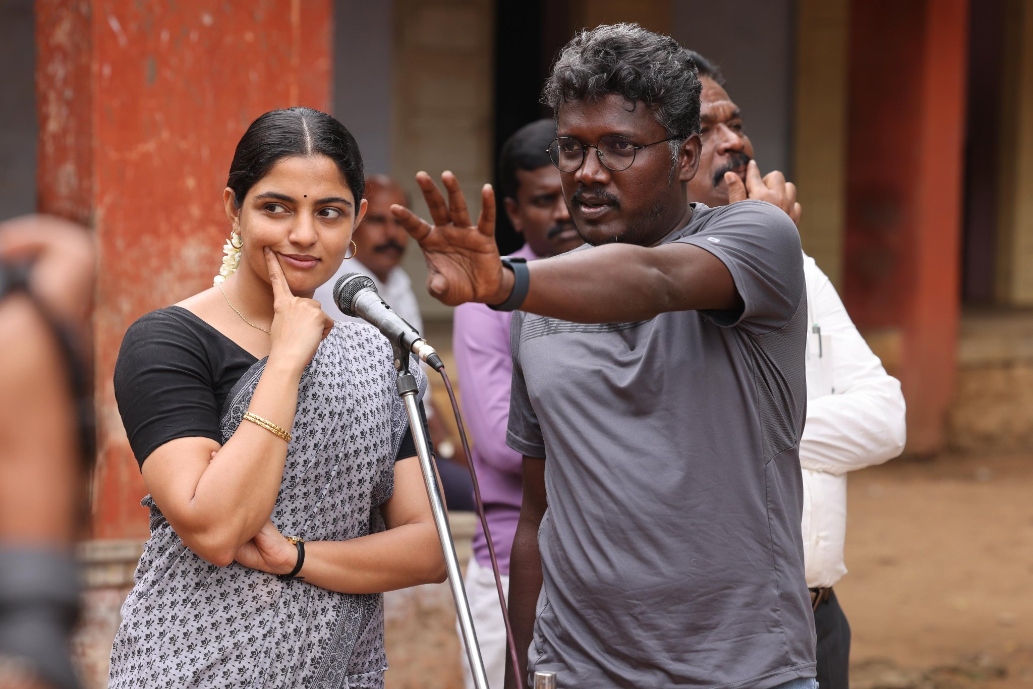 Valai First Look Stills Glimpses Of The #Valaiyam Poojai Stills💥