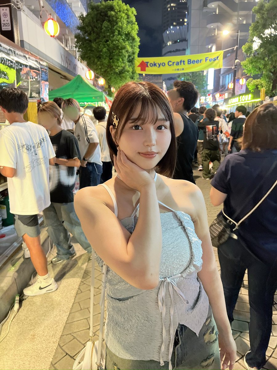 【画像】麻布十番のクラフトビールフェスにAV女優が来てた件 [808139444] : シャトーにゅーす