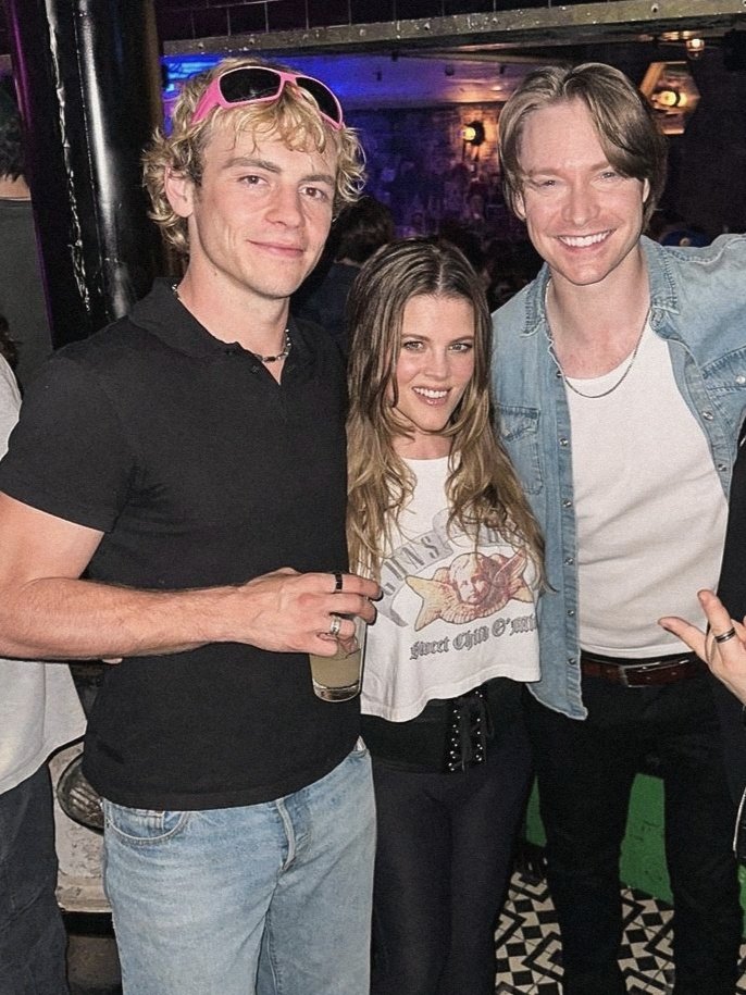 Calum Worthy En Ross Lynch 2024 Actors Calum Worthy And Ross Lynch