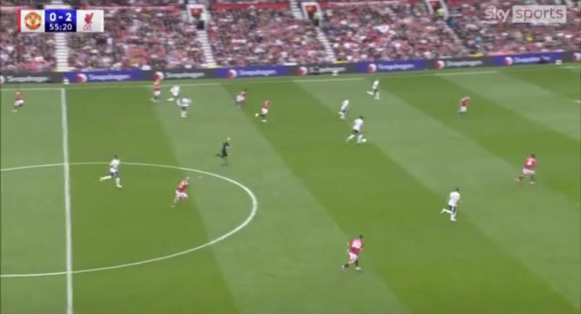 Look where Collyer & Bruno are when Mainoo receives the ball. Look at ...