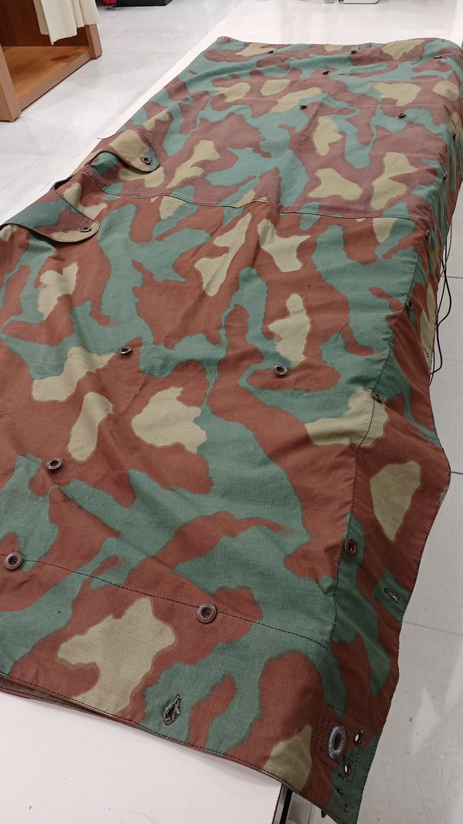 ①実物 デッドストック イタリア軍幕 タープ テント サンマルコ ①実物 デッドストック イタリア軍幕 タープ テント サンマルコ