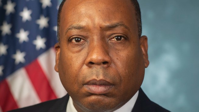 Patrick Newbold's Instagram, Twitter & Facebook on IDCrawl