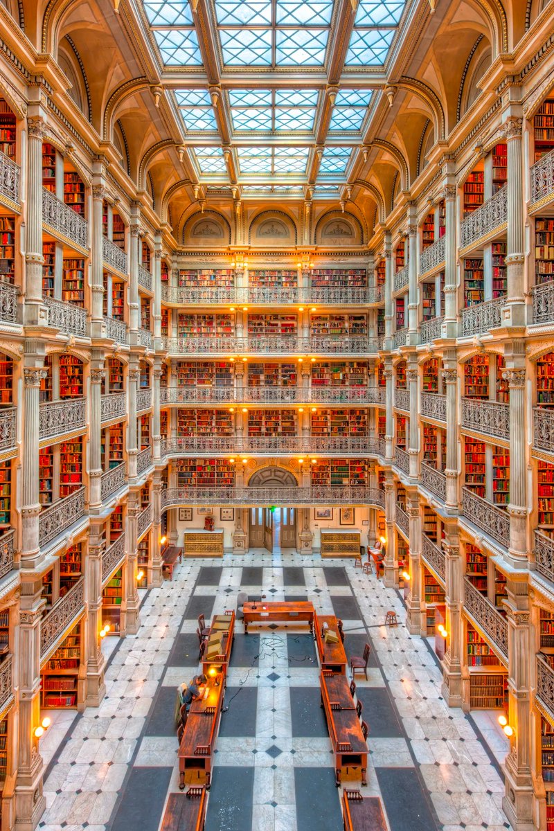 Thread of the world's most beautiful libraries 1. Royal Portuguese ...