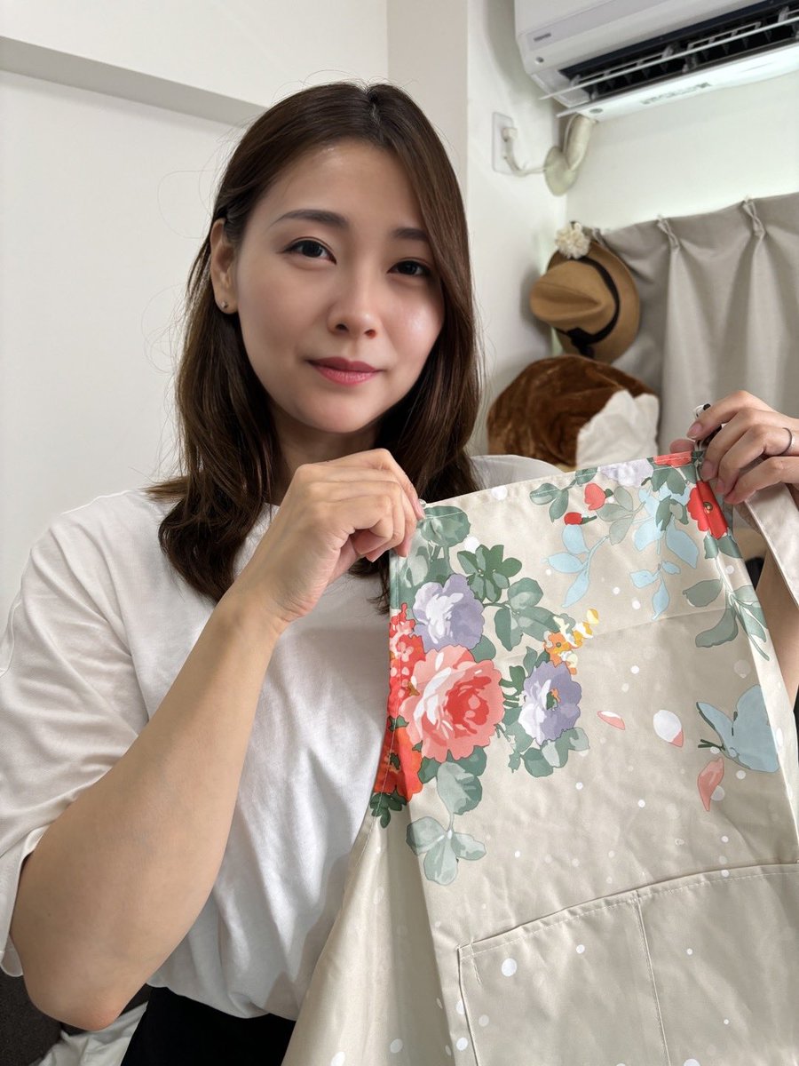 明美41歳。Akemi 41 age.(@akm_sbt ):おばさんながらここ最近で一番盛れた写真 41歳にしては悪くなくないですか？