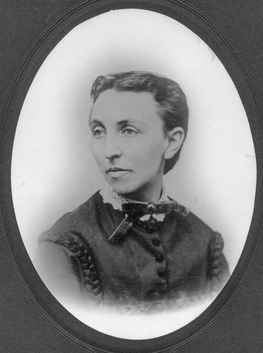 📢 #TalDíaComoHoy de 1835🗓️, nace la inventora Amanda T. Jones. Trabajó ...