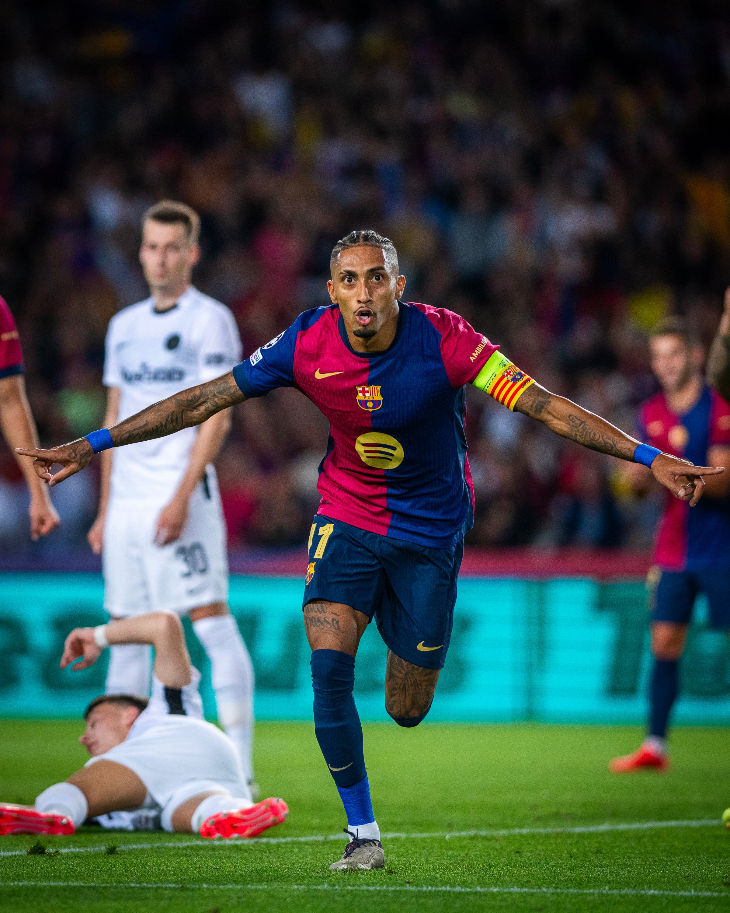 บาร์ซ่าคืนฟอร์มถล่มยังบอยส์ขาดลอย5-0 - Rakball | รวบรวมไฮไลท์ฟุตบอล ไฮไลท์บอล คลิปฟุตบอล ดูบอล ...