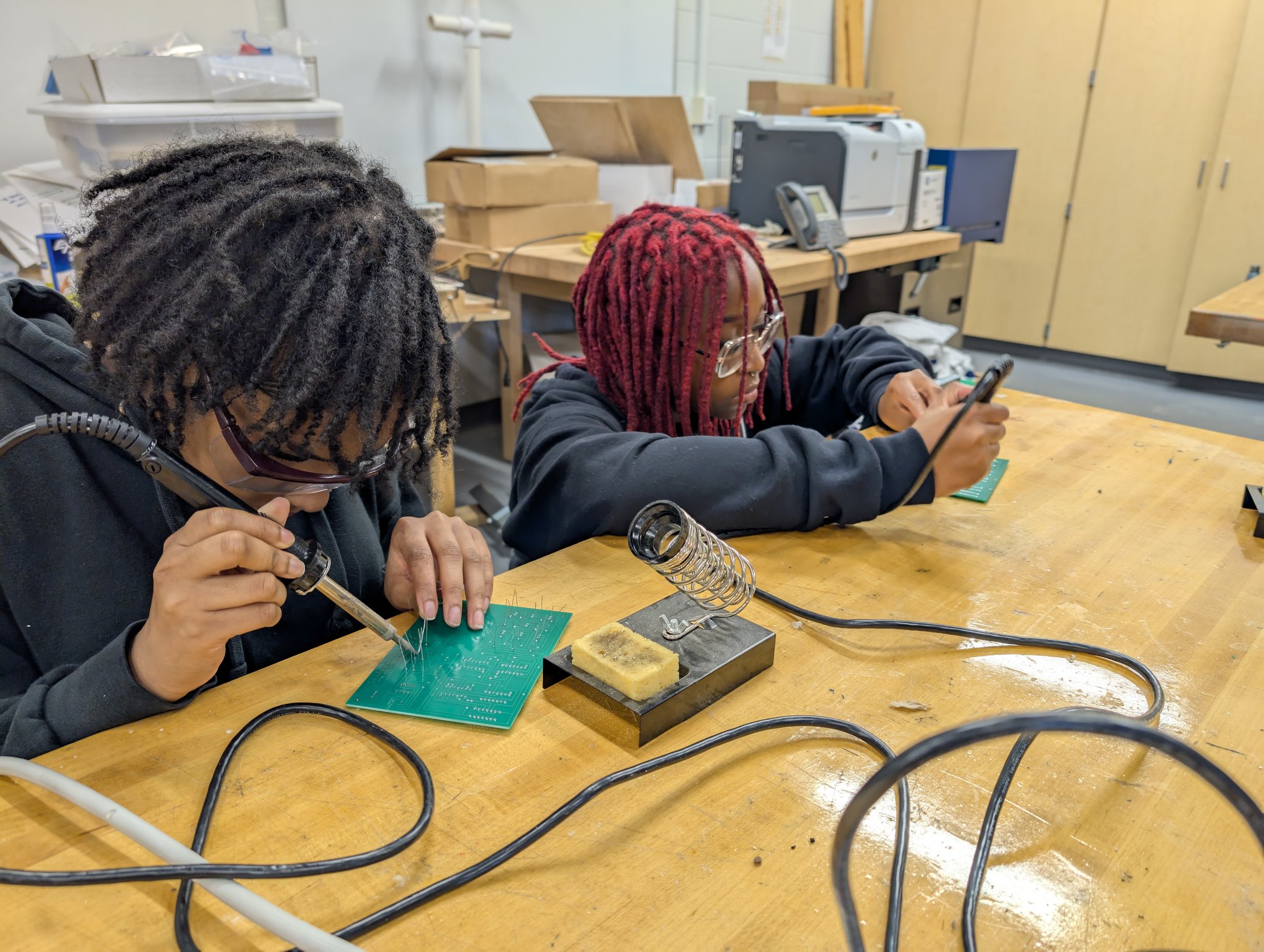 Pltw Digital Electronics Altelix 17x14x6 Polycarbonate + ABS Vented RF