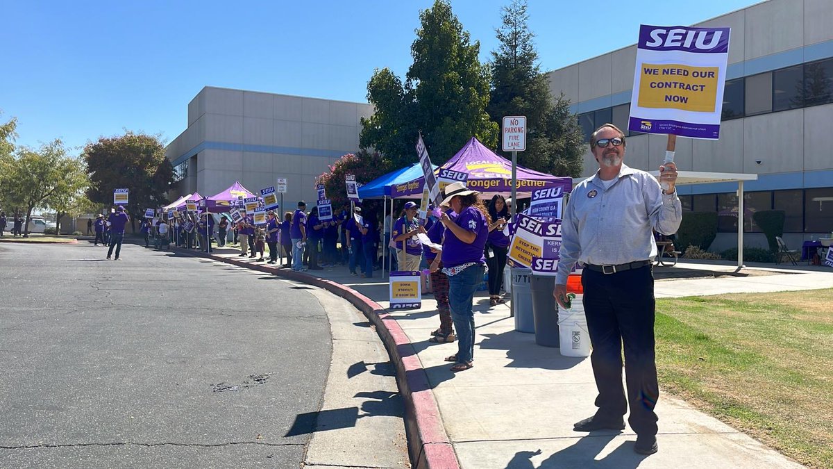 Building Political Power for Working Families – SEIU Local 521