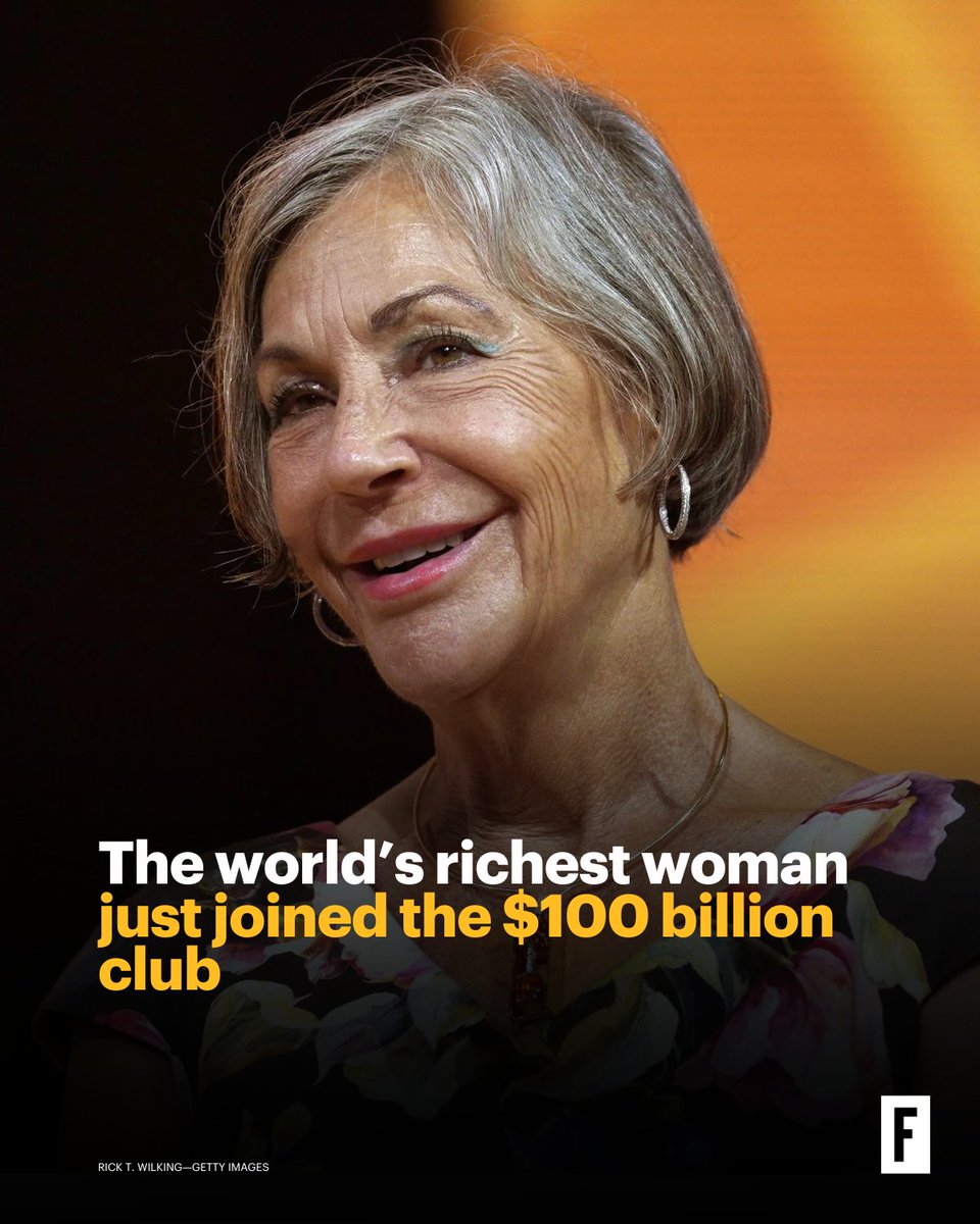 Laura Furtado's Instagram, Twitter & Facebook on IDCrawl