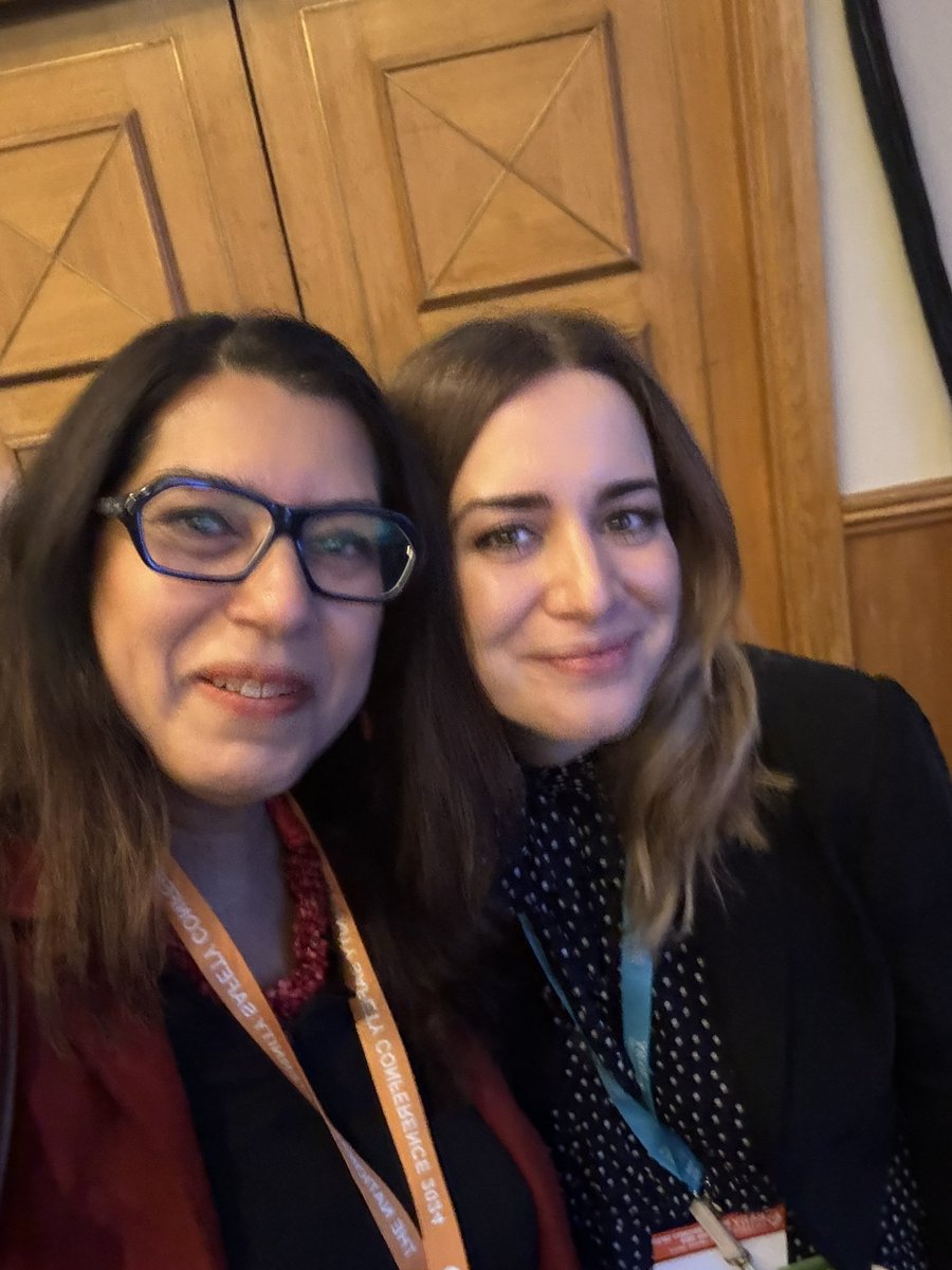 Sara Ledger's Instagram, Twitter & Facebook on IDCrawl