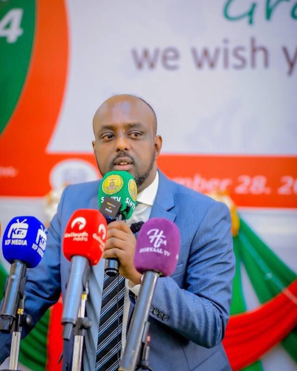 Gollis University Logo Home | Gollis University Bosaso Compus