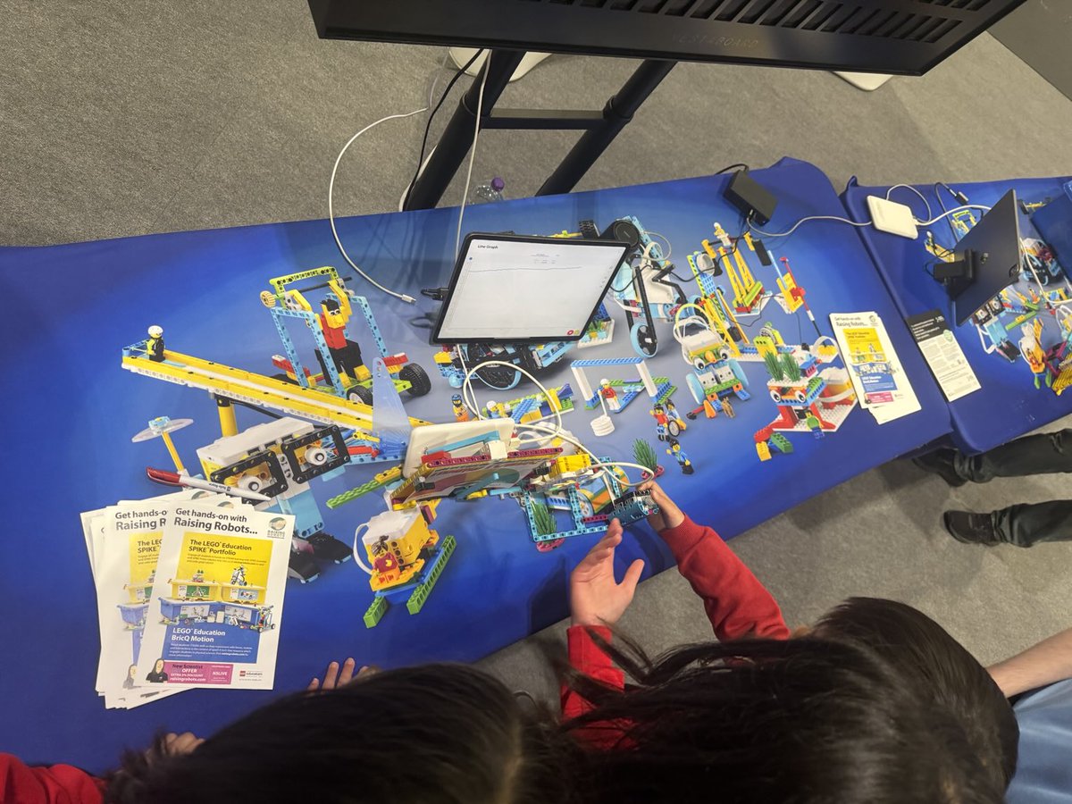 RAISING ROBOTS – AUTHORISED LEGO® EDUCATION PARTNER – AUTHORISED LEGO ...