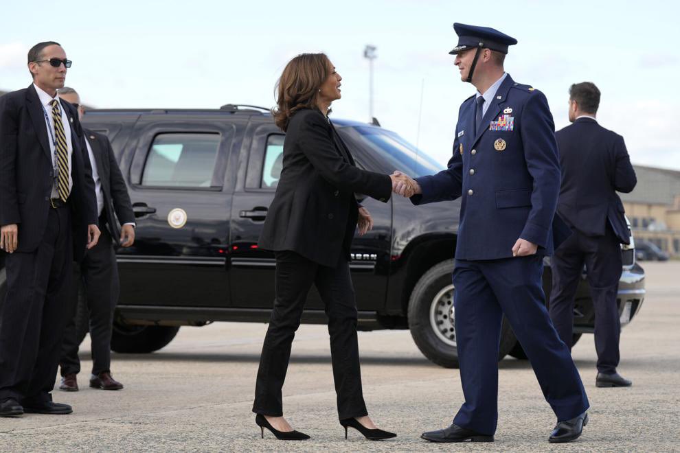 Long lines for VP Harris rally today with Sen. Fetterman at 9,000+ seat ...