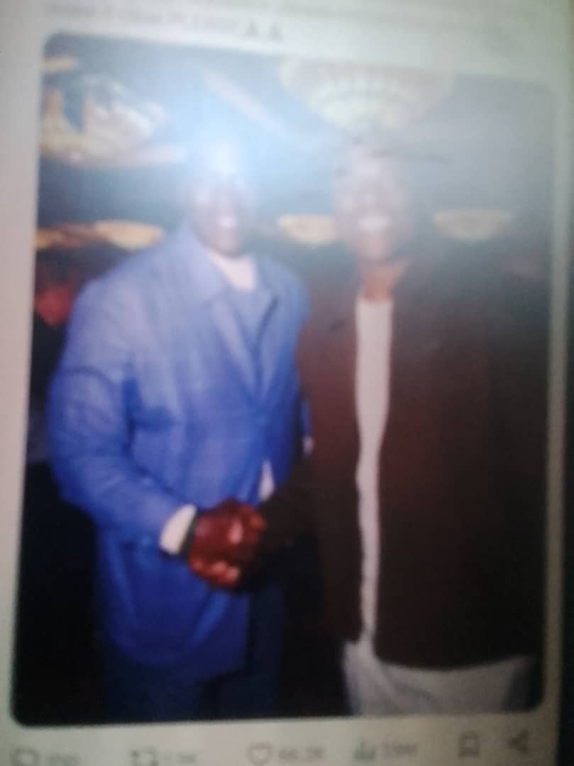 Breh asks twitter to Sharpen and unblur his photo with MJ. Guess what ...