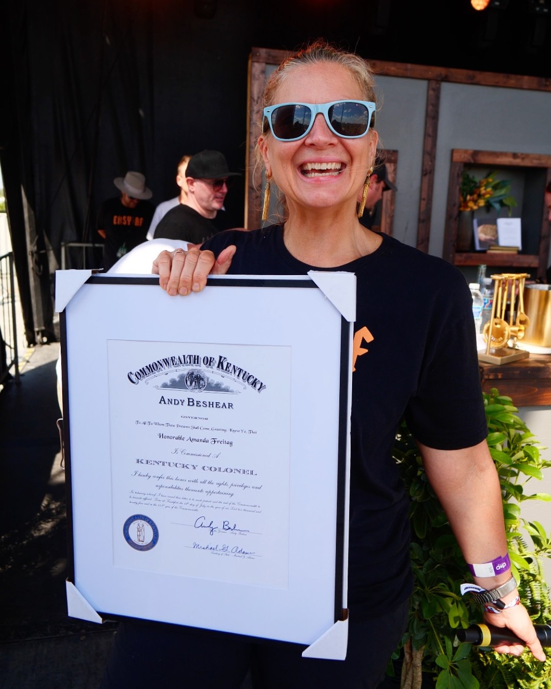 Kentucky Colonel Certificate Col. (R) Tom Turning Presents A Kentucky