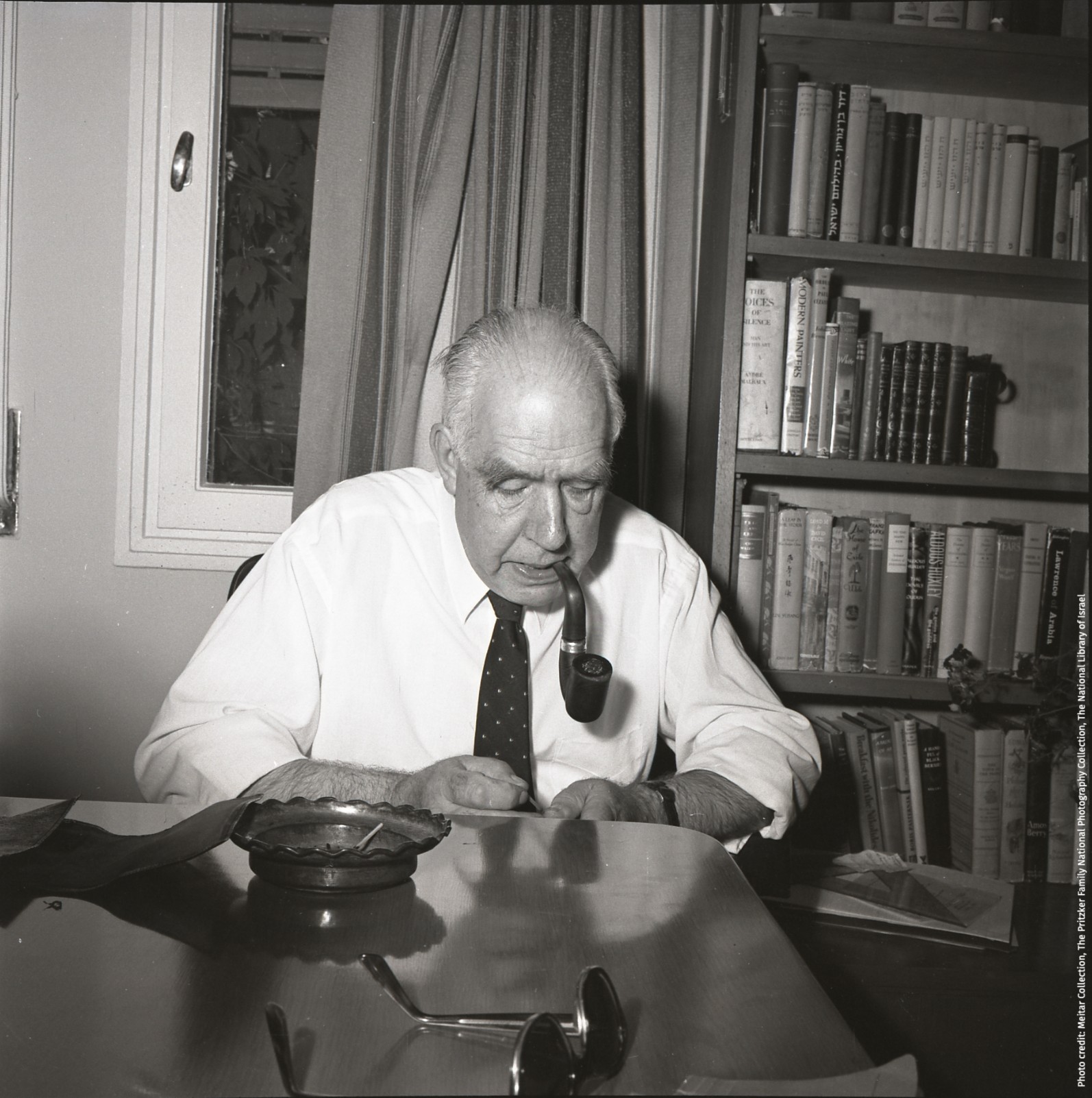 Niels Bohr Photograph By Library Of Congress