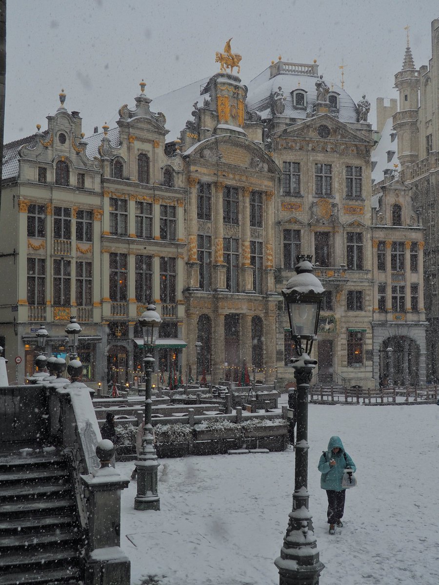 Architecture & Tradition's Threads – Thread Reader App