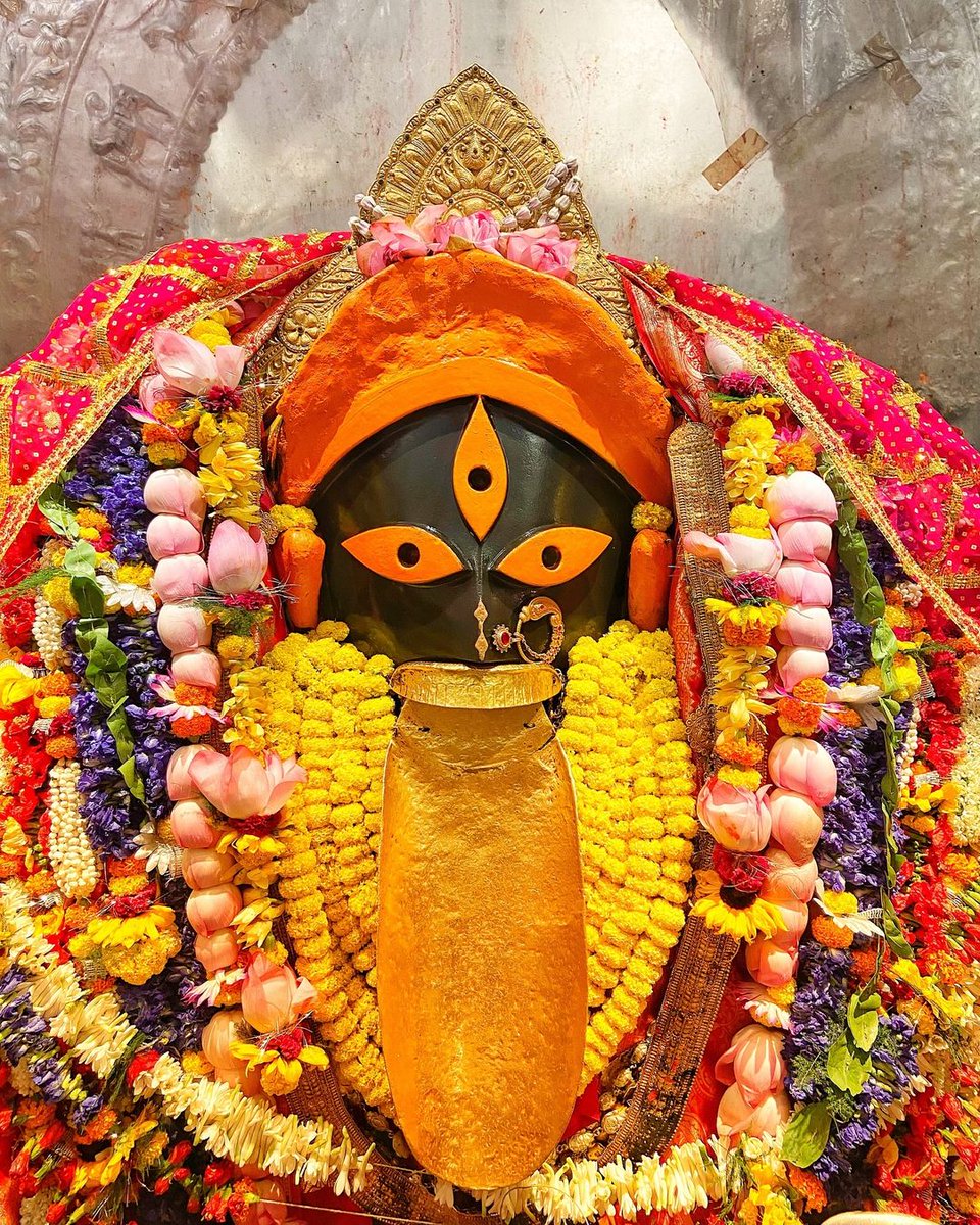 Maa kali is the fierce form of maa Durga🔱 Thread on the most powerful ...