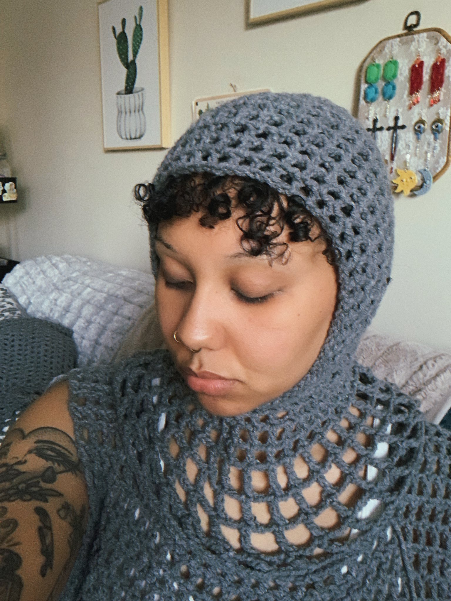 Chainmail Hood Knitting Pattern Ravelry: Sherwood Hood Pattern By
