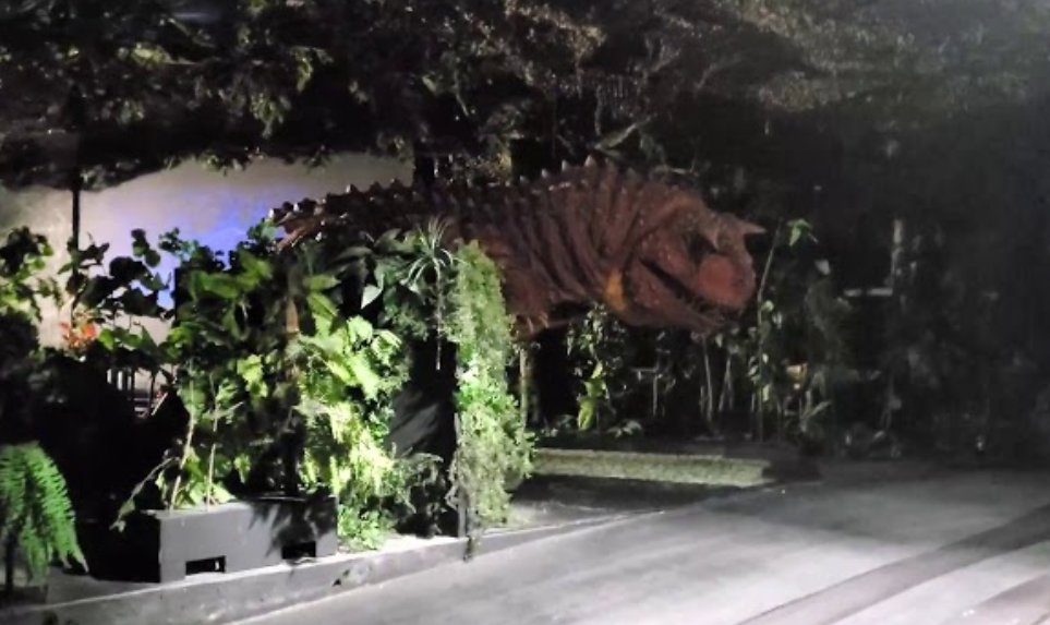 DINOSAUR appreciation month day #29 It's truly amazing how the lighting ...