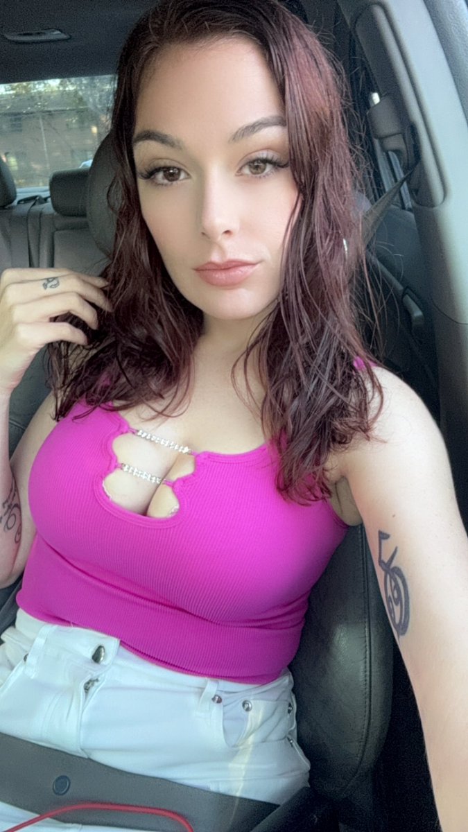 ⭐️Miss Vee’s Throat Trap⭐️(@TheReallMissVee ):GoodMorning