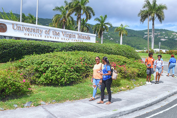 University Of The Virgin Islands Logo University Of The Virgin Islands