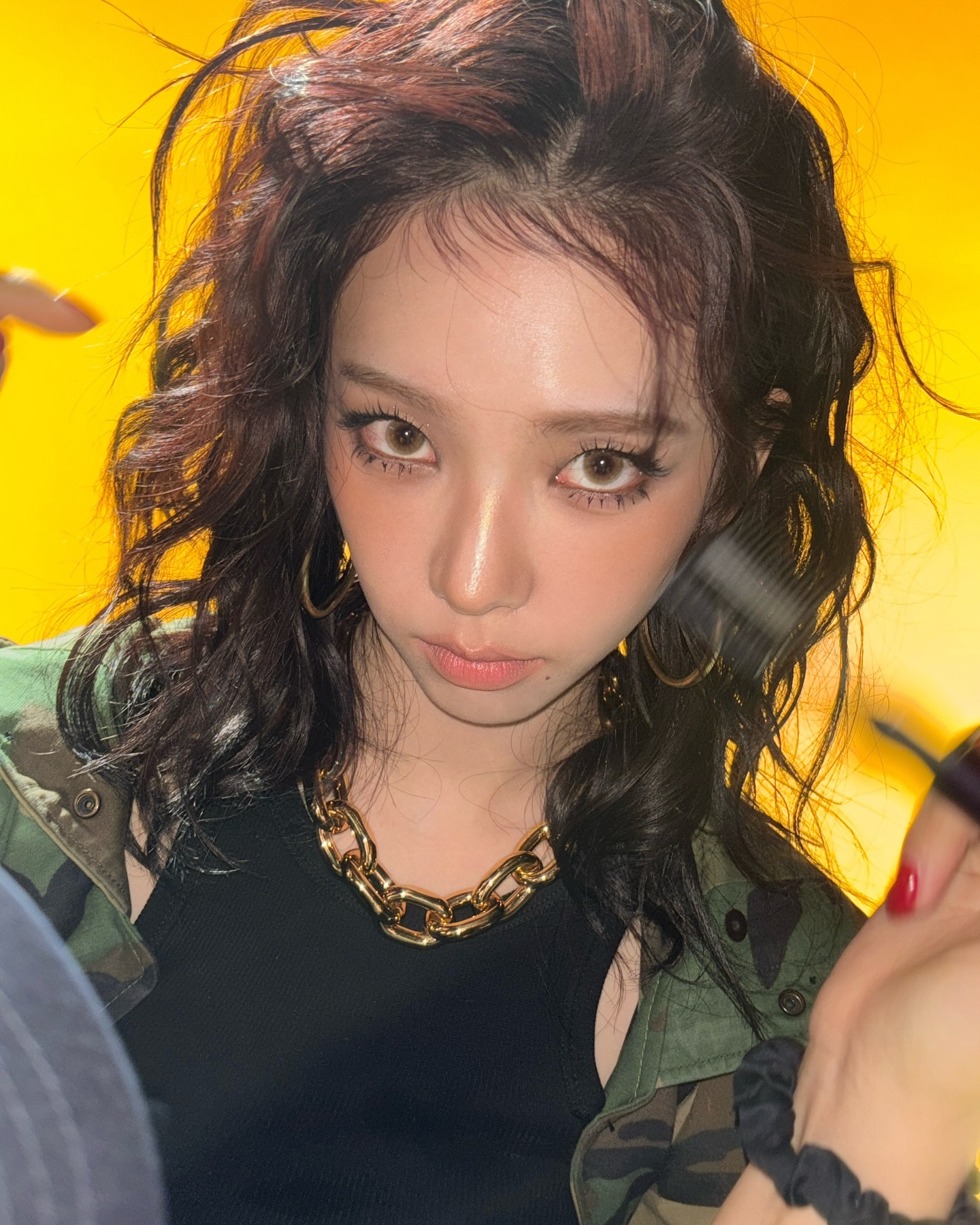 더쿠 - 에스파 카리나 인스타 업데이트.jpg