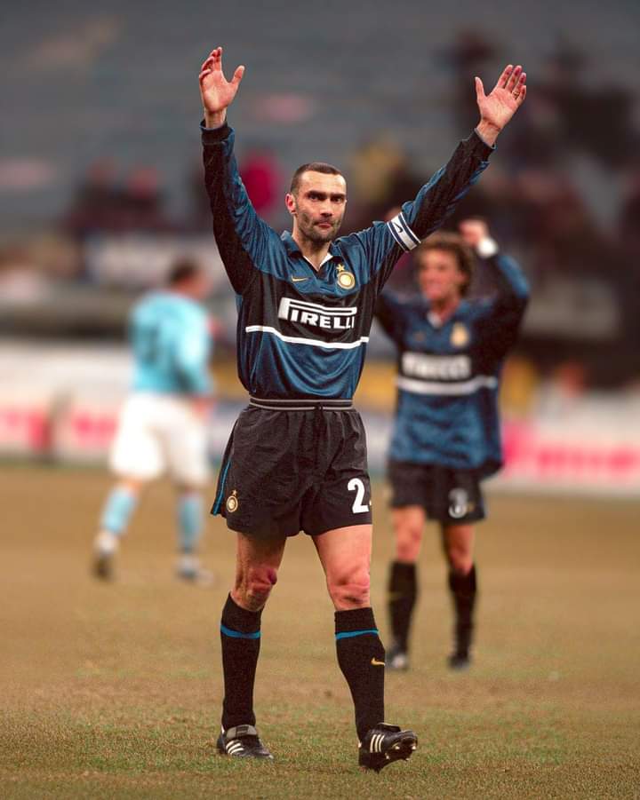 Inter Milan 90s Players Magazine