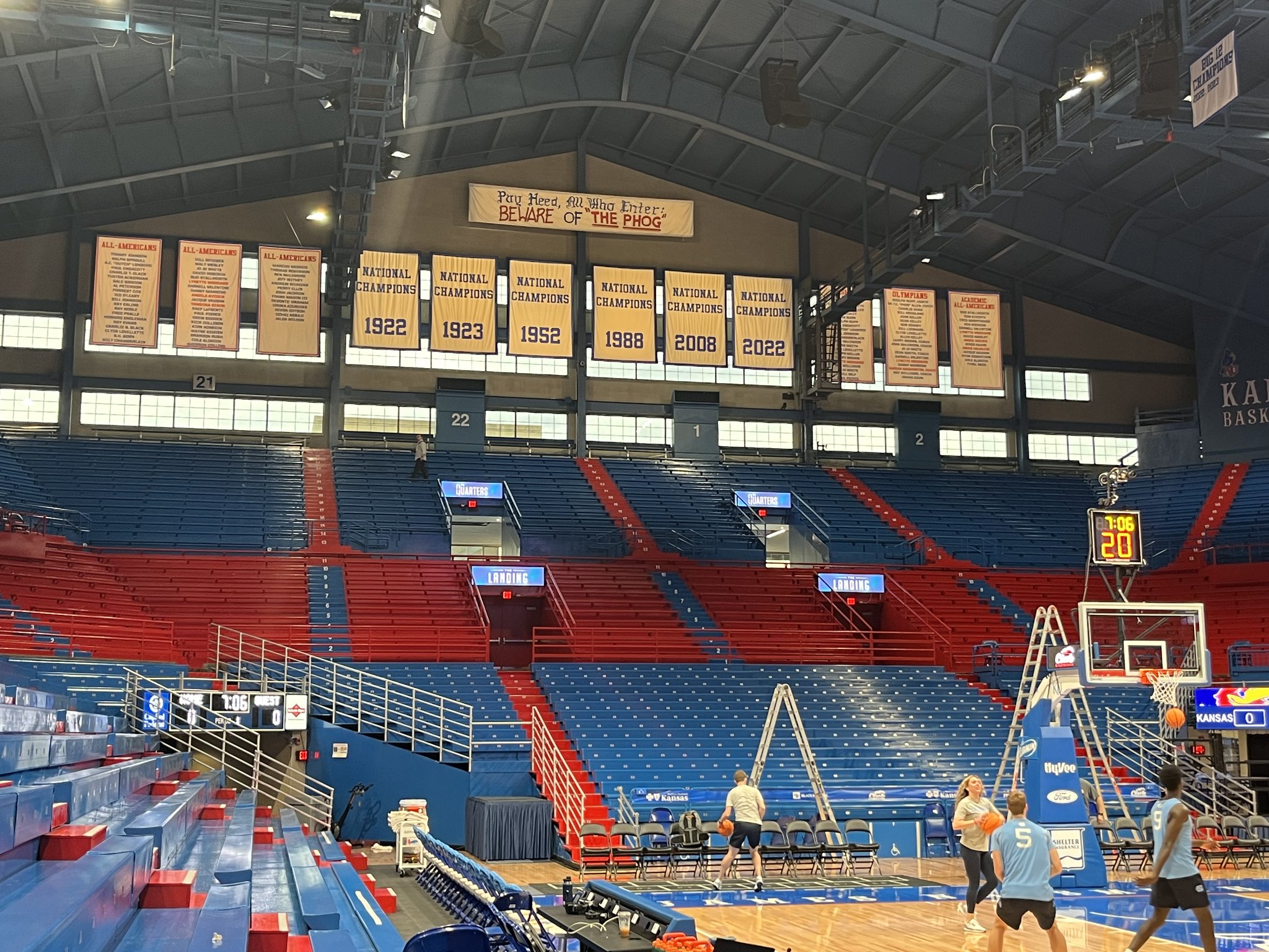 Allen Fieldhouse Seating View Kansas Basketball Fans Experience Allen