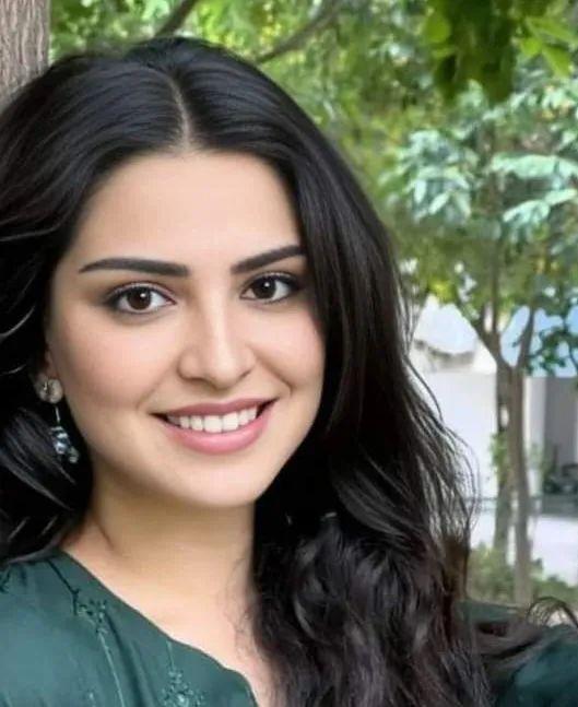 Princess Reem Alwaleed Bin Talal Shaking Arabia