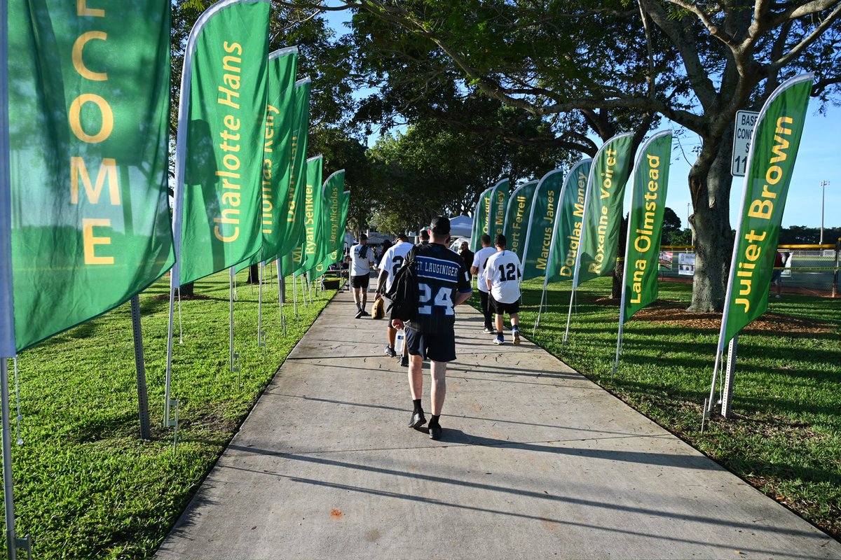 Charlotte Hans's Instagram, Twitter & Facebook on IDCrawl