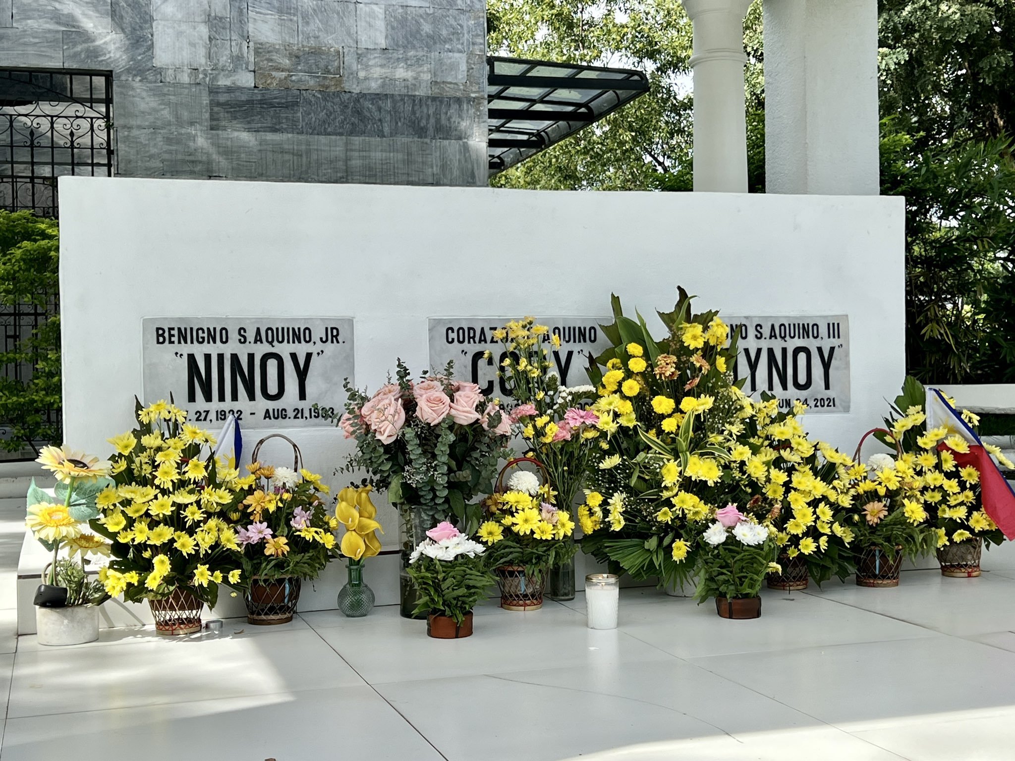 Rico Yan Grave ABS CBN News On X: "Notable Personalities Are Laid To