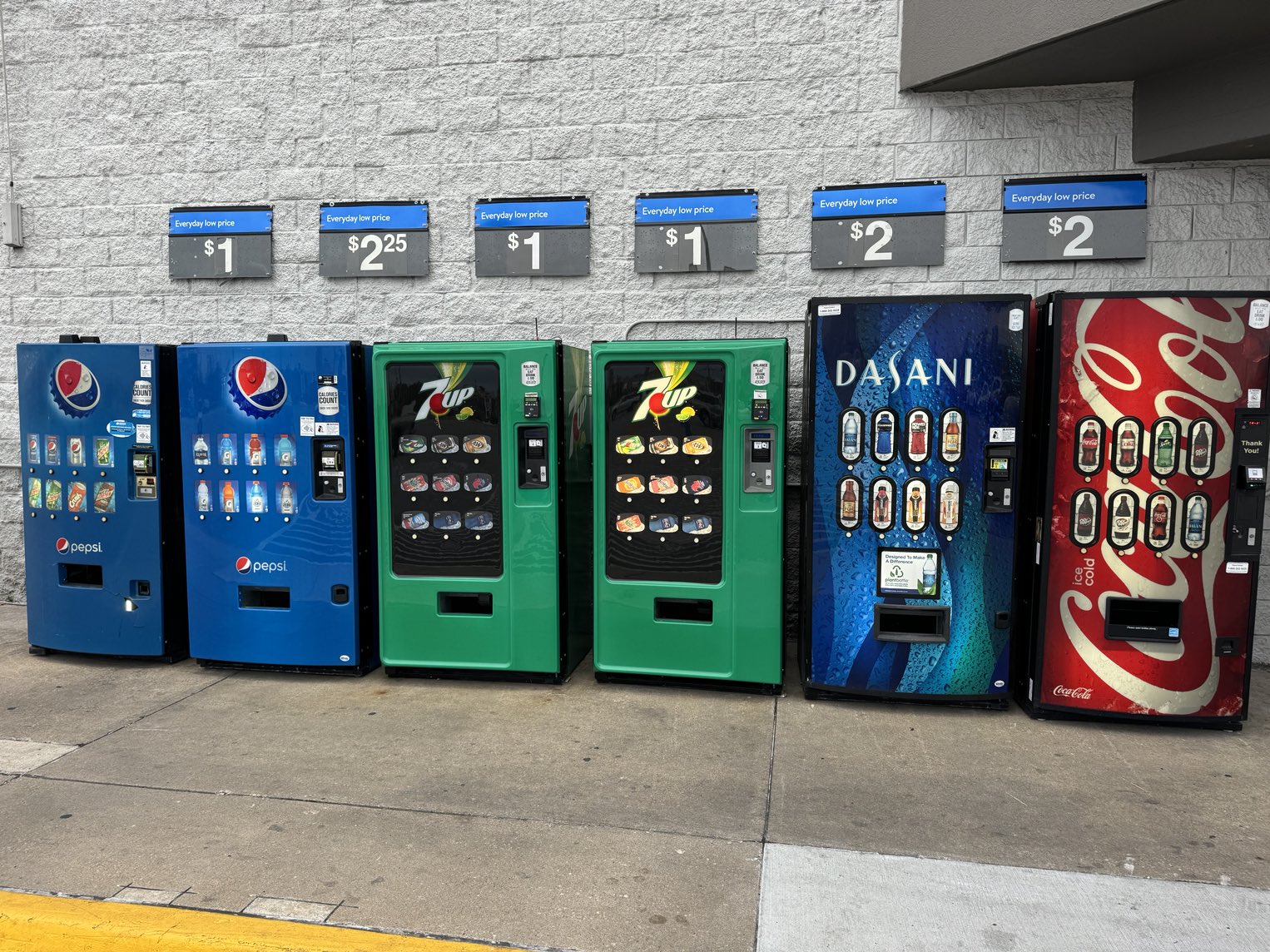 Walmart Vending Machines Walmart Taps Roaming Robots To Serve Curbside
