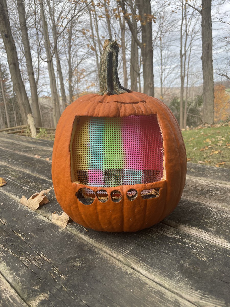 GummiBearGundam 🎃🦇 @gummibeargundam X Profile | Muskviewer