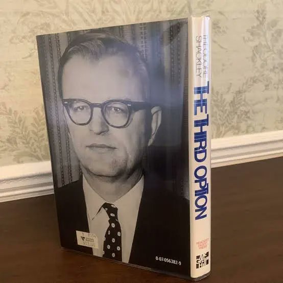 🧵 THREAD In the 1950s, the Vatican set up Le Cercle. Le Cercle is in ...