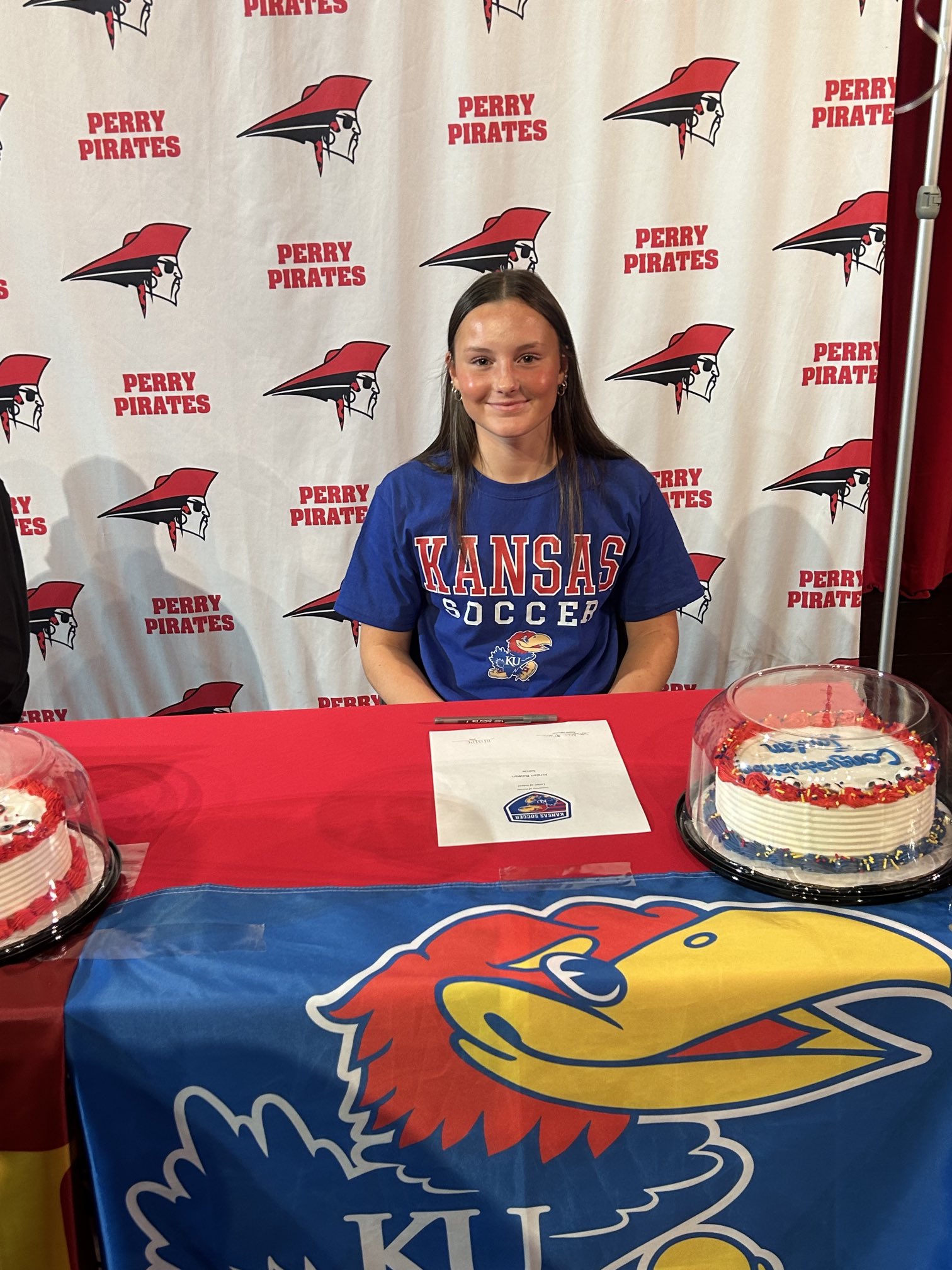 Perry Pirate Logo „Fluch Der Karibik“: Tamayo Perry Mit 49 Jahren