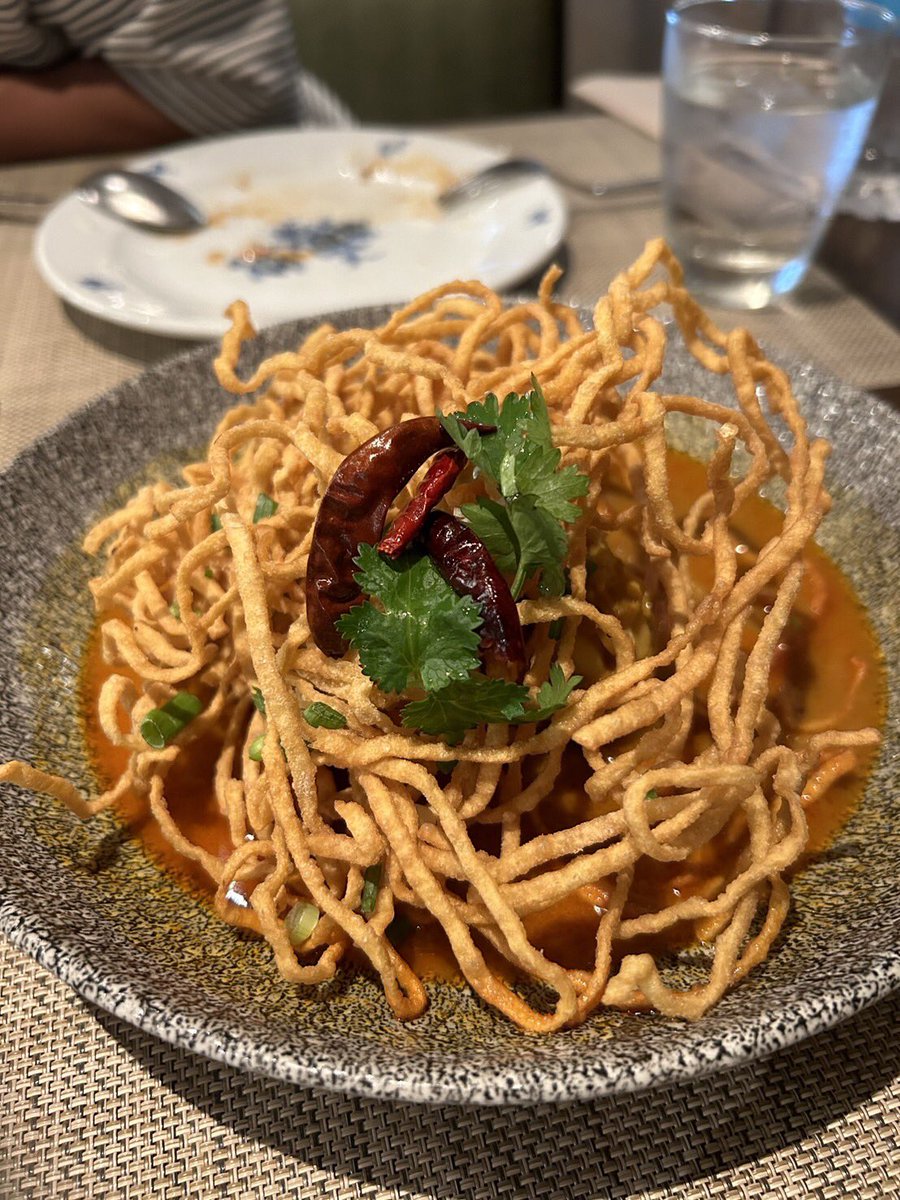 STARS-415 "Apakah kamu ingin mencoba ciuman terseksi di