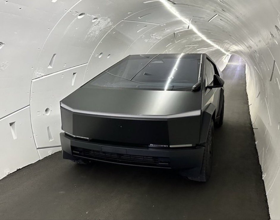 Tesla Cybertruck Debuts in Boring Company's Bastrop Test Tunnel on ...
