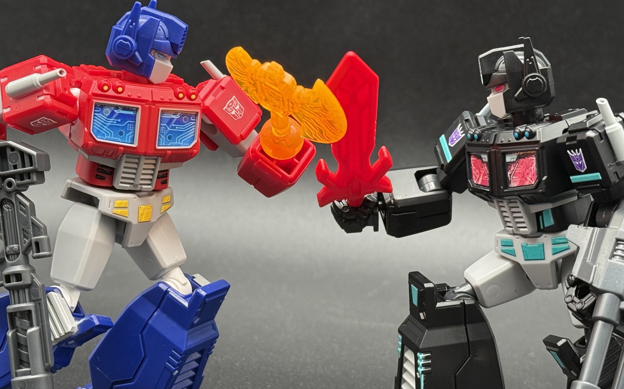 Transformers Prime Optimus Prime Vs Nemesis Prime Optimus Prime Vs