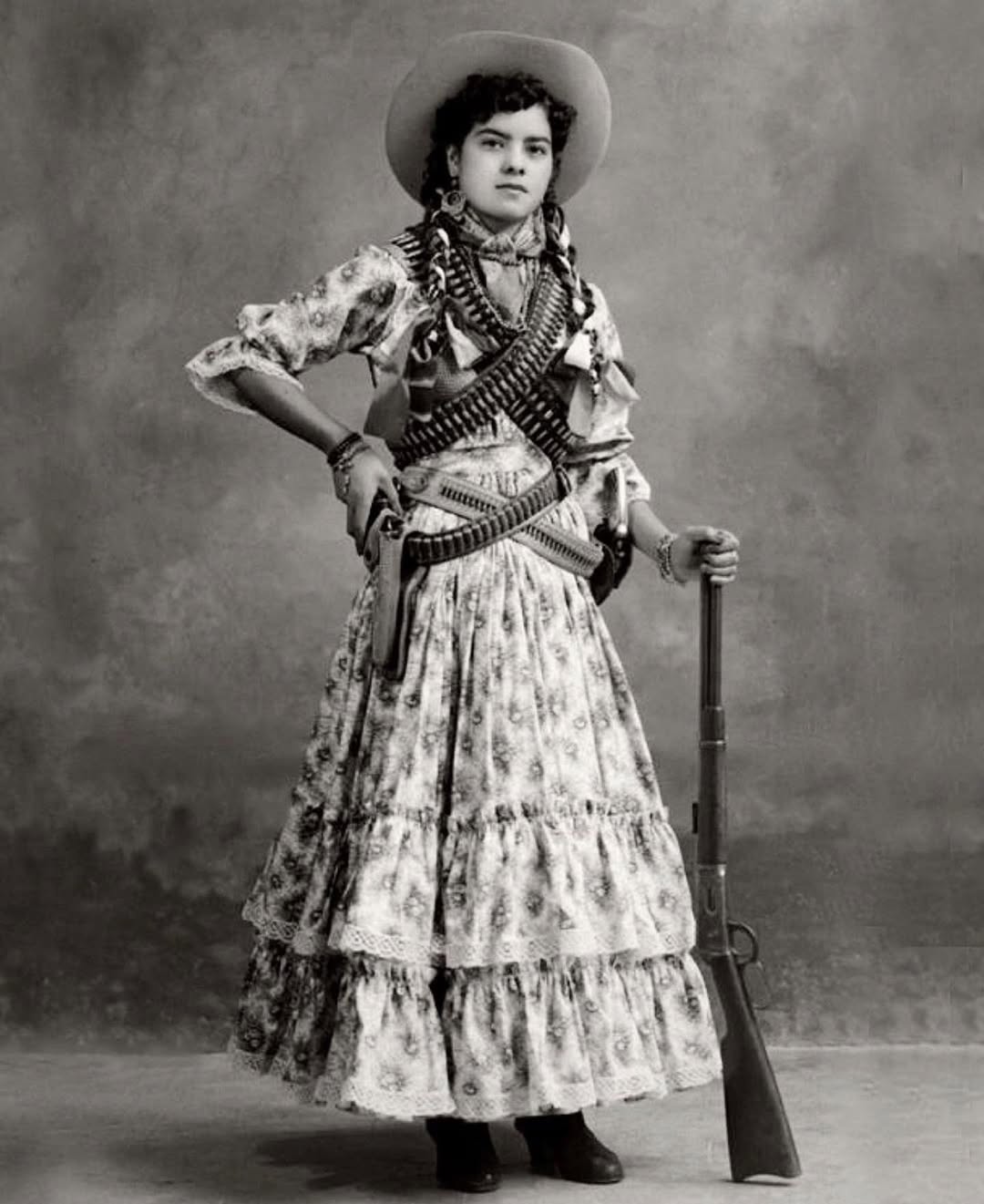 In The Women Soldaderas Mexican Revolution Viewpoints On Women In The