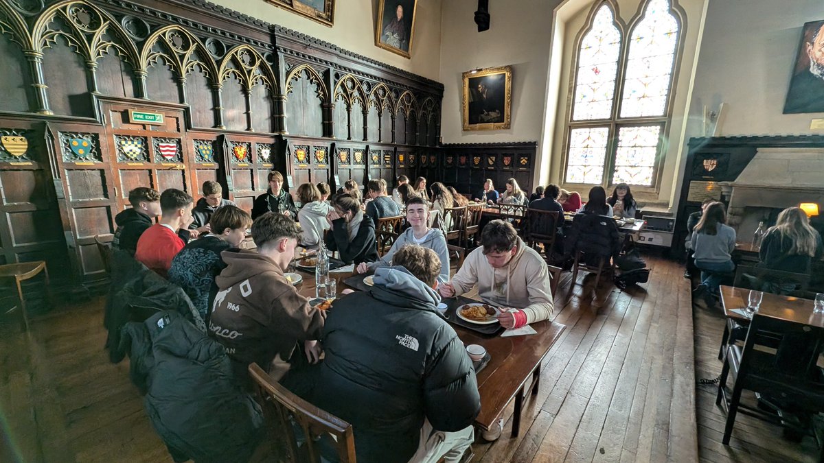 Welcome to Kingdown School