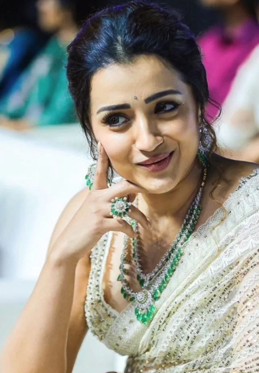 FANTASY WORLD's Threads – Thread Reader App