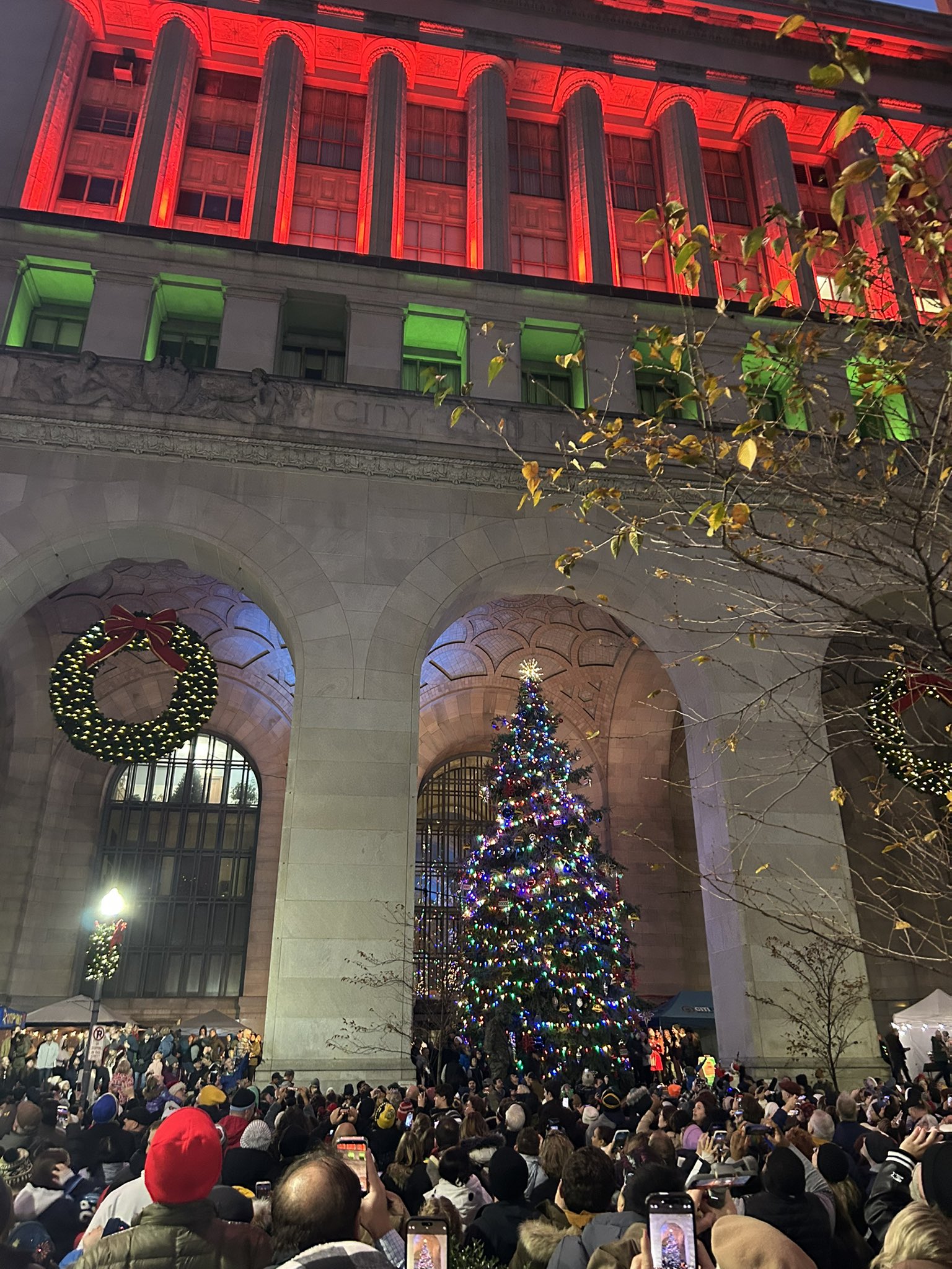 Downtown Pittsburgh Christmas Trees The Ultimate Pittsburgh Holiday