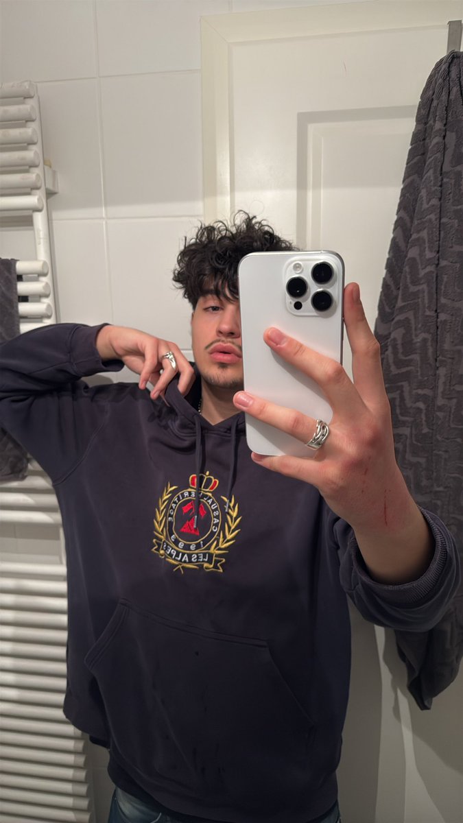 pelium weasley @designerddrugs X Profile | Muskviewer