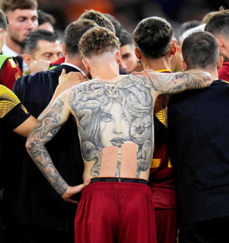 Players with the baddest back tattoos, A thread 1. Vinicius Junior ...