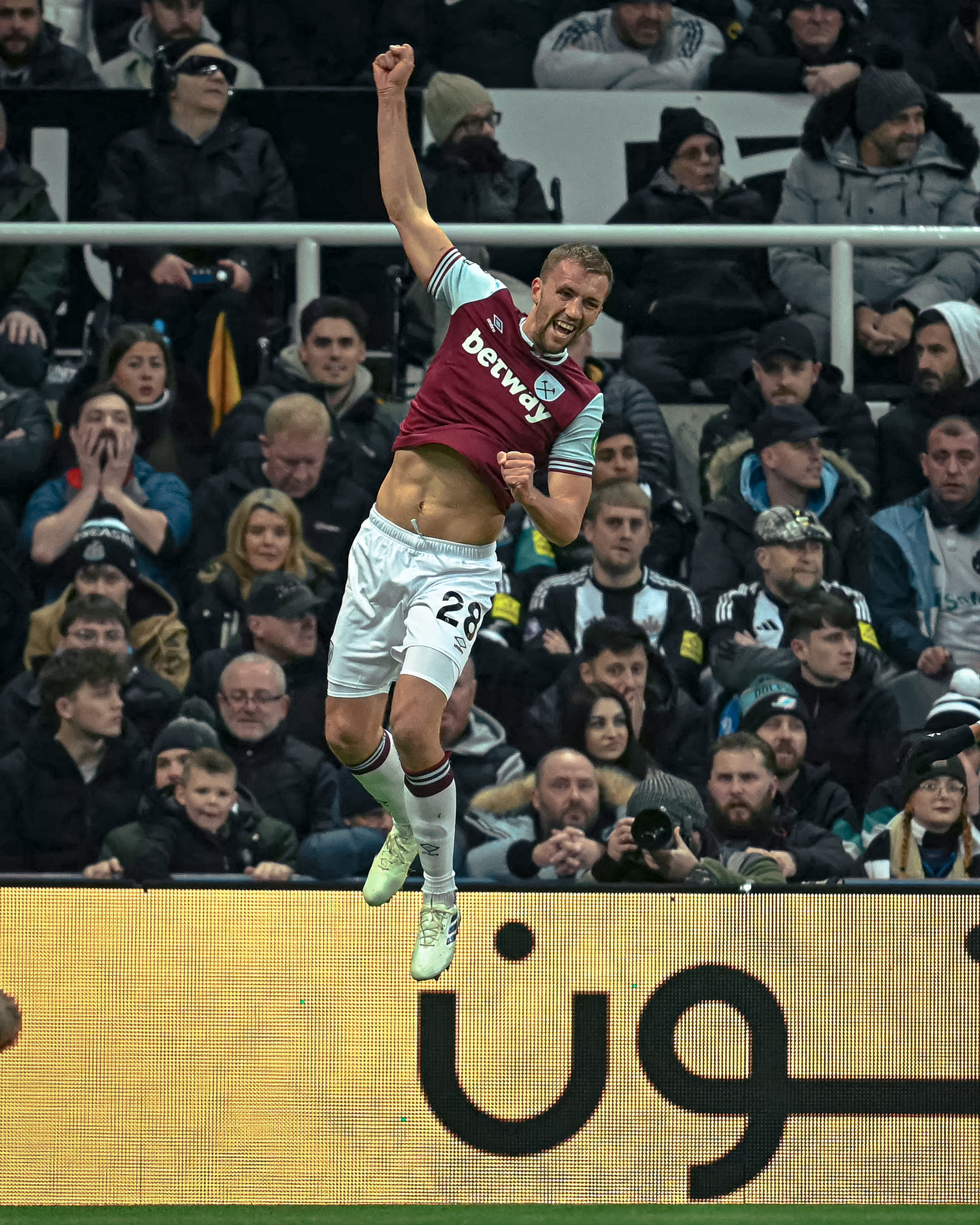 ค้อนคืนฟอร์มบุกทุบสาลิกาคาบ้าน2-0 - Rakball | รวบรวมไฮไลท์ฟุตบอล ไฮไลท์บอล คลิปฟุตบอล ดูบอลย้อนหลัง