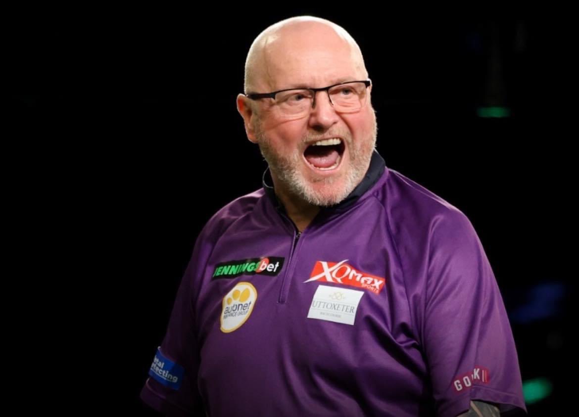 Andy hamilton darts store